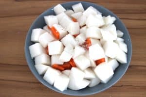 Cubed Turnip Kimchi Kkakdugi With Carrots – ProbioticReviewGirl.com